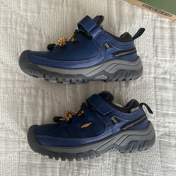 Keen | Shoes | Keen Little Kids Targhee Waterproof Hiking Shoe | Poshmark